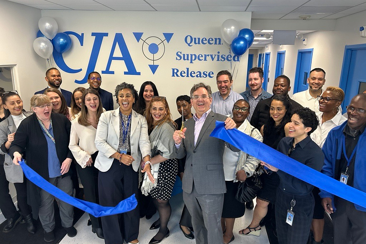 CJA | New Queens Supervised Release Office Helps Staff to Meet…